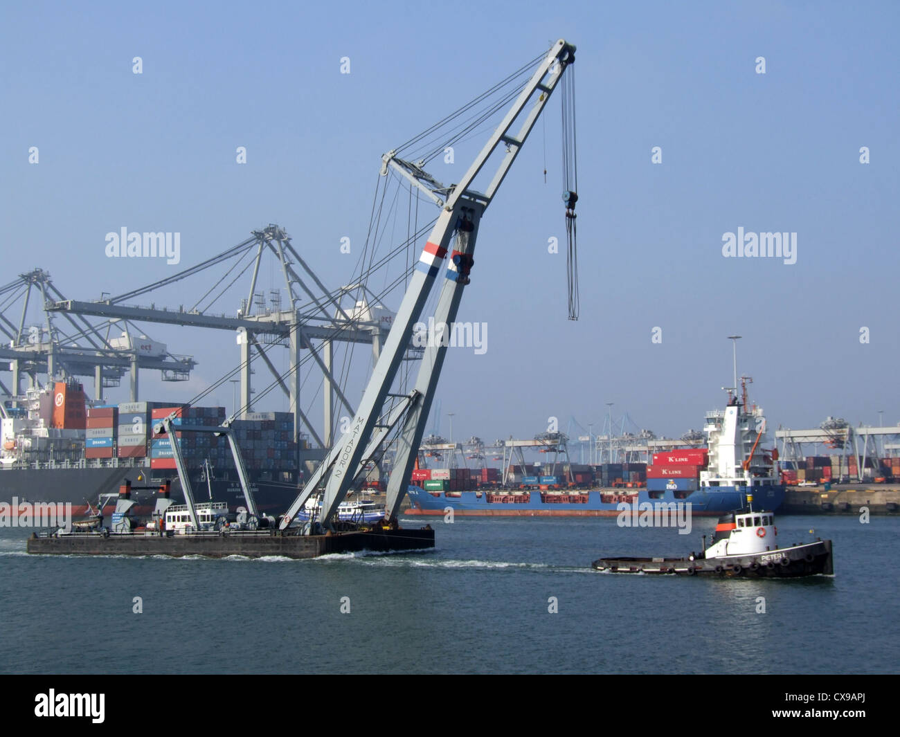 Crane barge Matador 2 pulled by Pieter L Stock Photo - Alamy