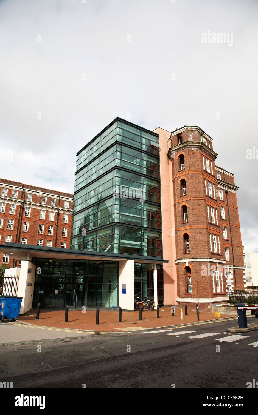 Cedar House, mixed architecture, part of University of Liverpool ...