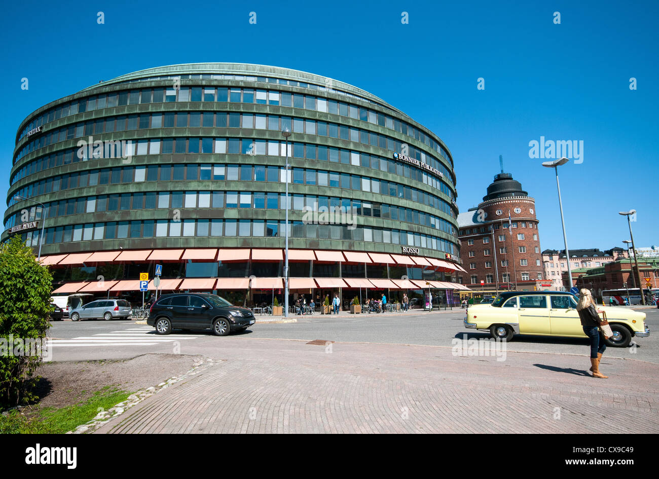 Circular building hi-res stock photography and images - Alamy