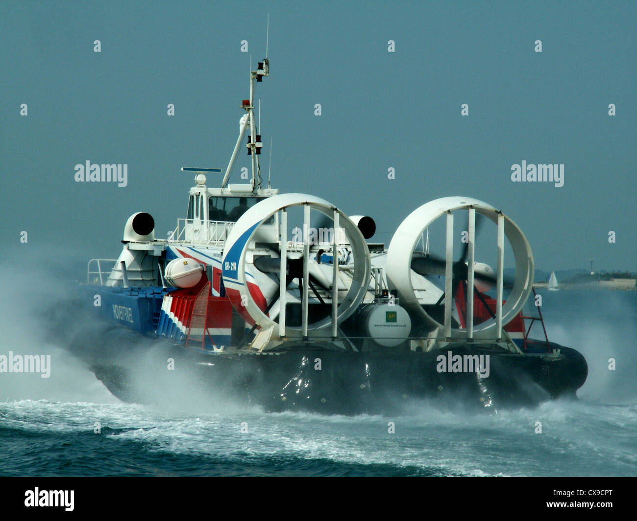 Gh 2114 freedom 90 hovercraft hi-res stock photography and images - Alamy