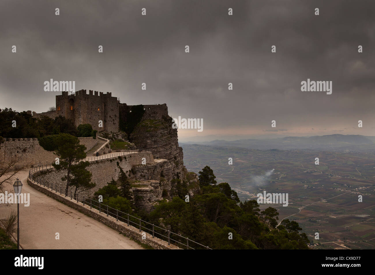 Erice sicily hi-res stock photography and images - Alamy