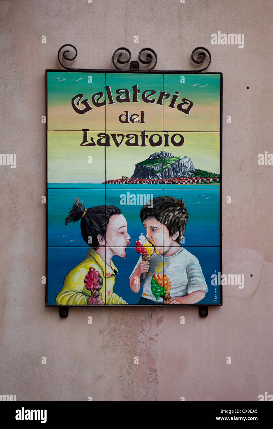 Italian ice cream sign, Italy Stock Photo - Alamy