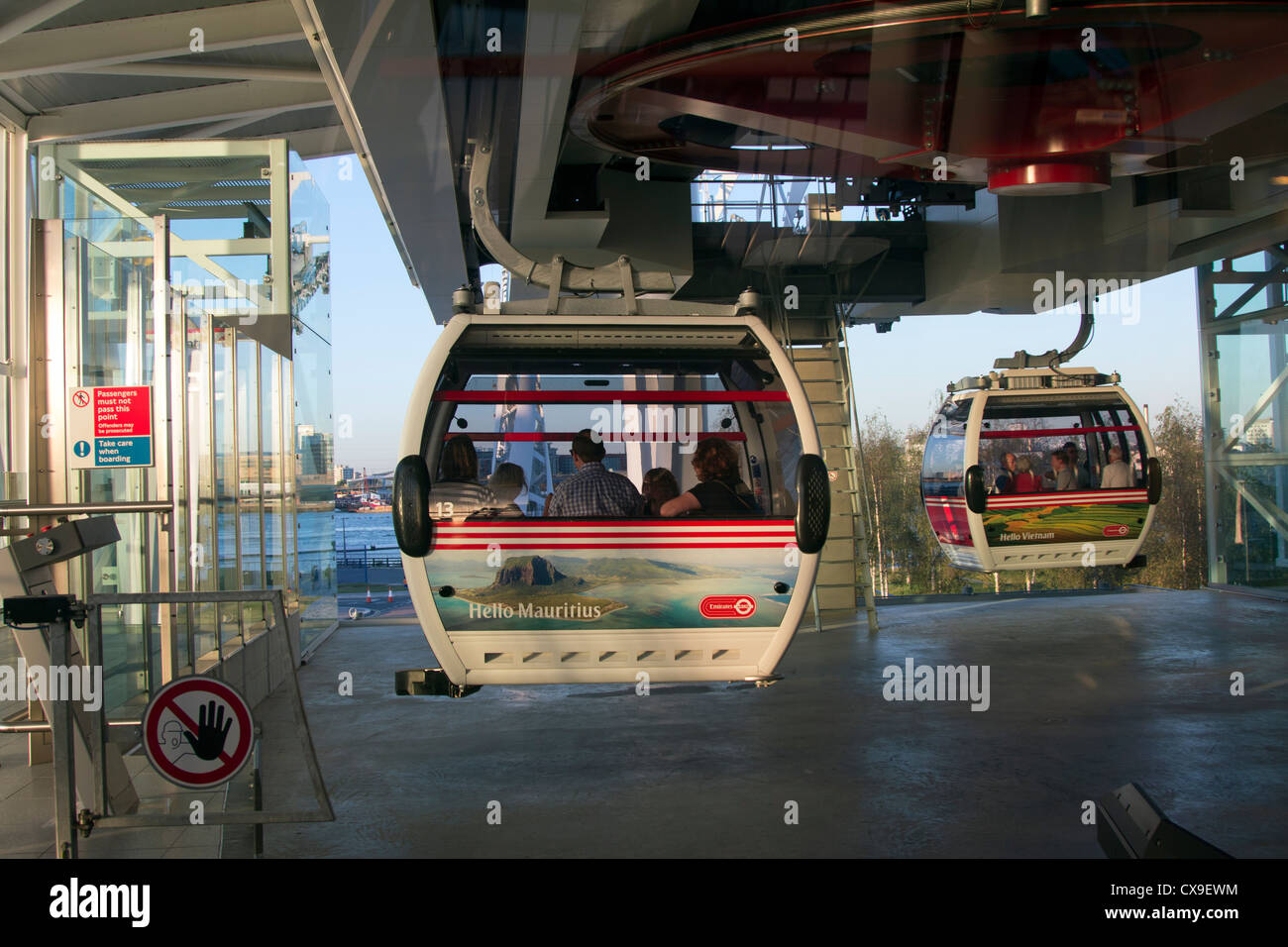 Gondolas - Emirates Air Line Cable Car - London Stock Photo - Alamy