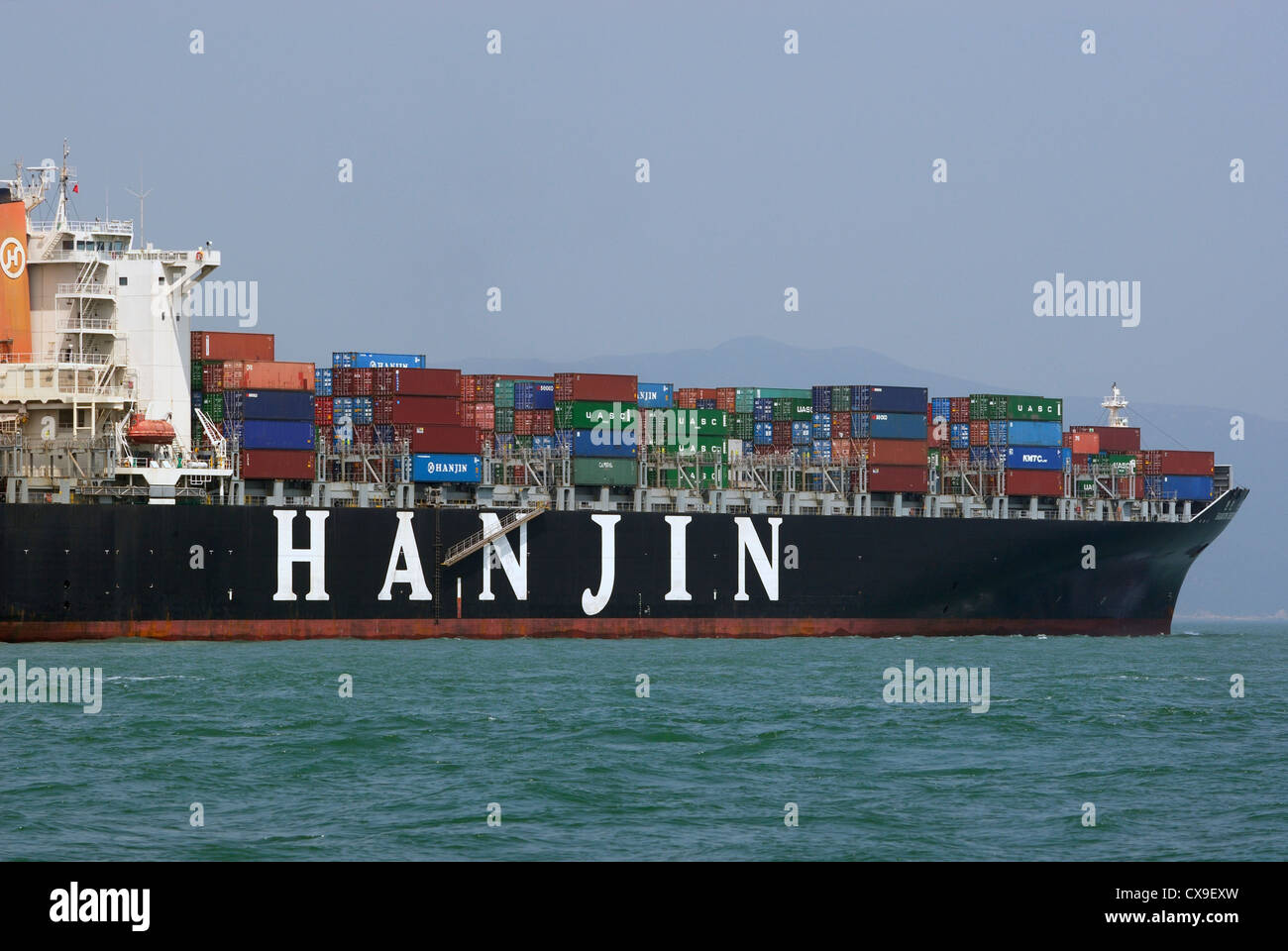 Portside of Hanjin container freighter traveling in the West Lamma ...