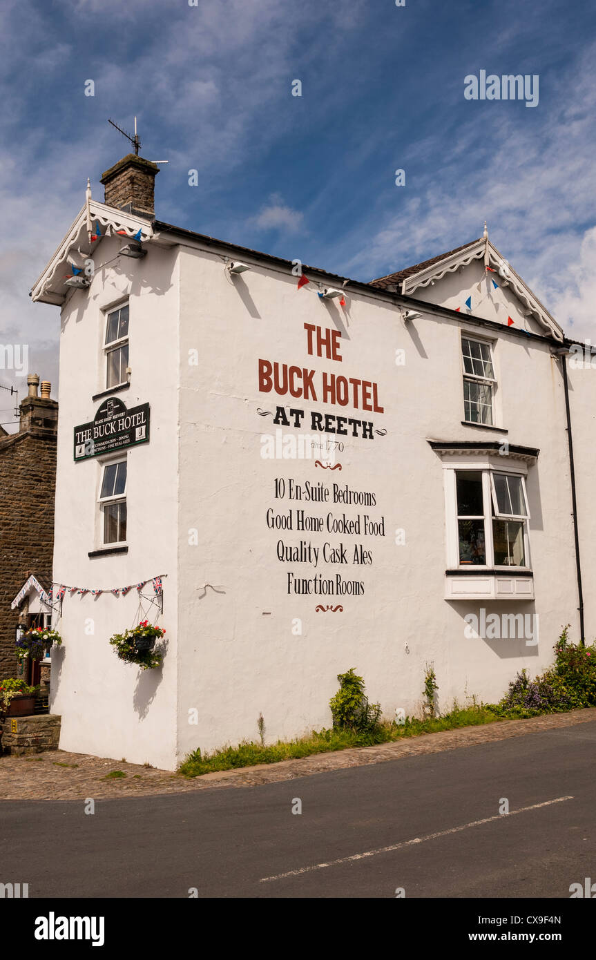 Reeth swaledale uk hotels pub hi-res stock photography and images - Alamy