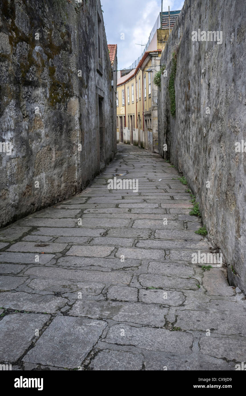 porto,portugal.old street,historic centre Stock Photo - Alamy