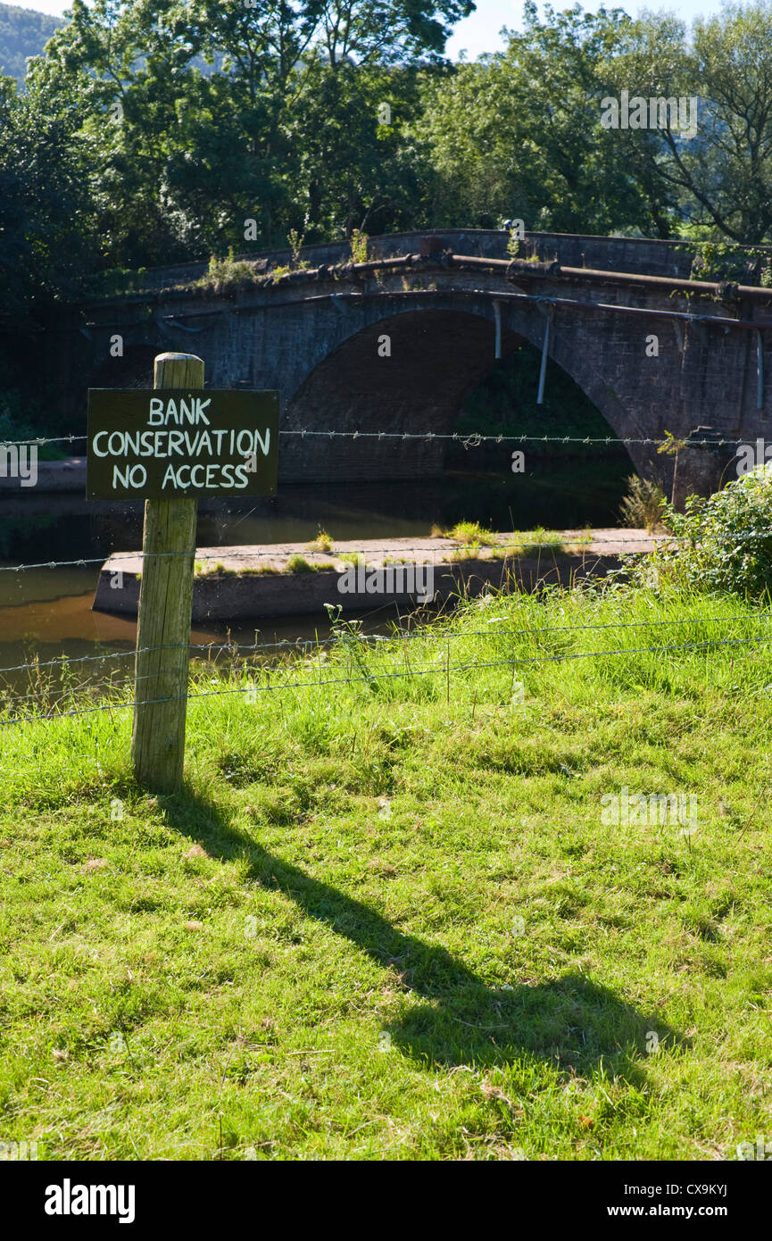 Conservation signs hi-res stock photography and images - Alamy