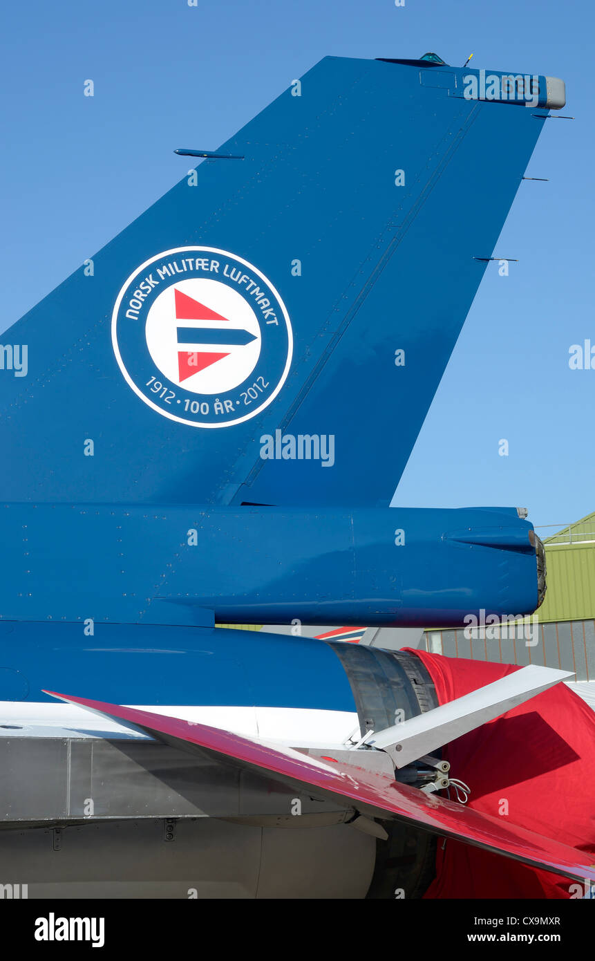 Norwegian air force f 16 fighter hi-res stock photography and images ...