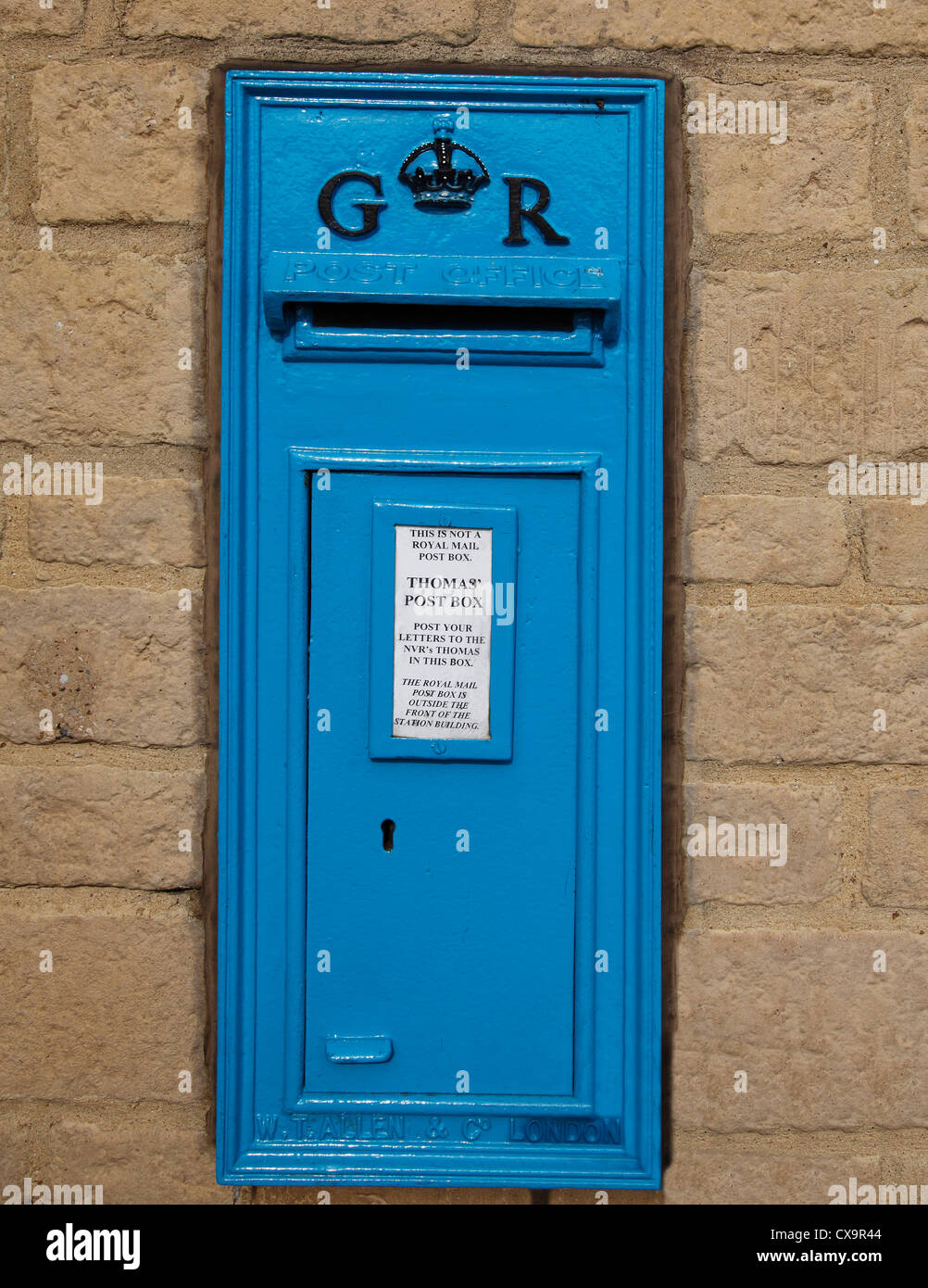 KING GEORGE REIGN MAIL BOX Stock Photo - Alamy