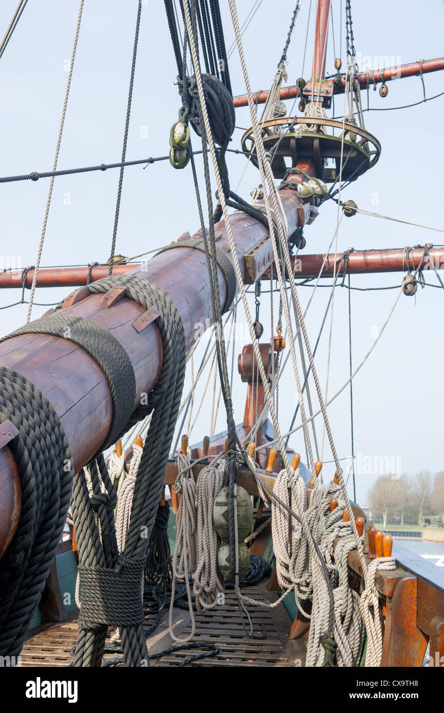 Details Batavia boat Stock Photo - Alamy