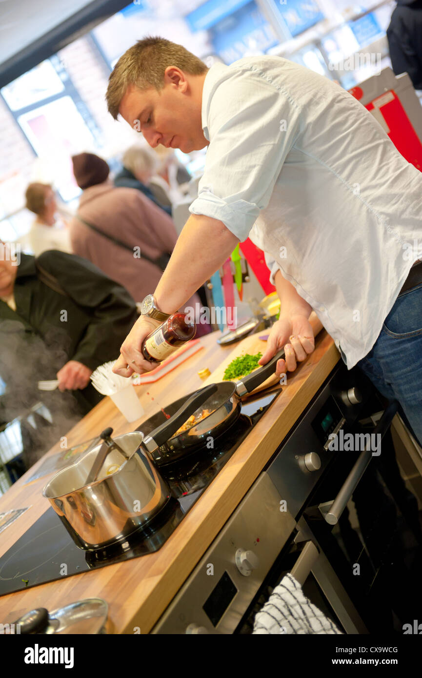 Cookery Demonstration High Resolution Stock Photography and Images - Alamy