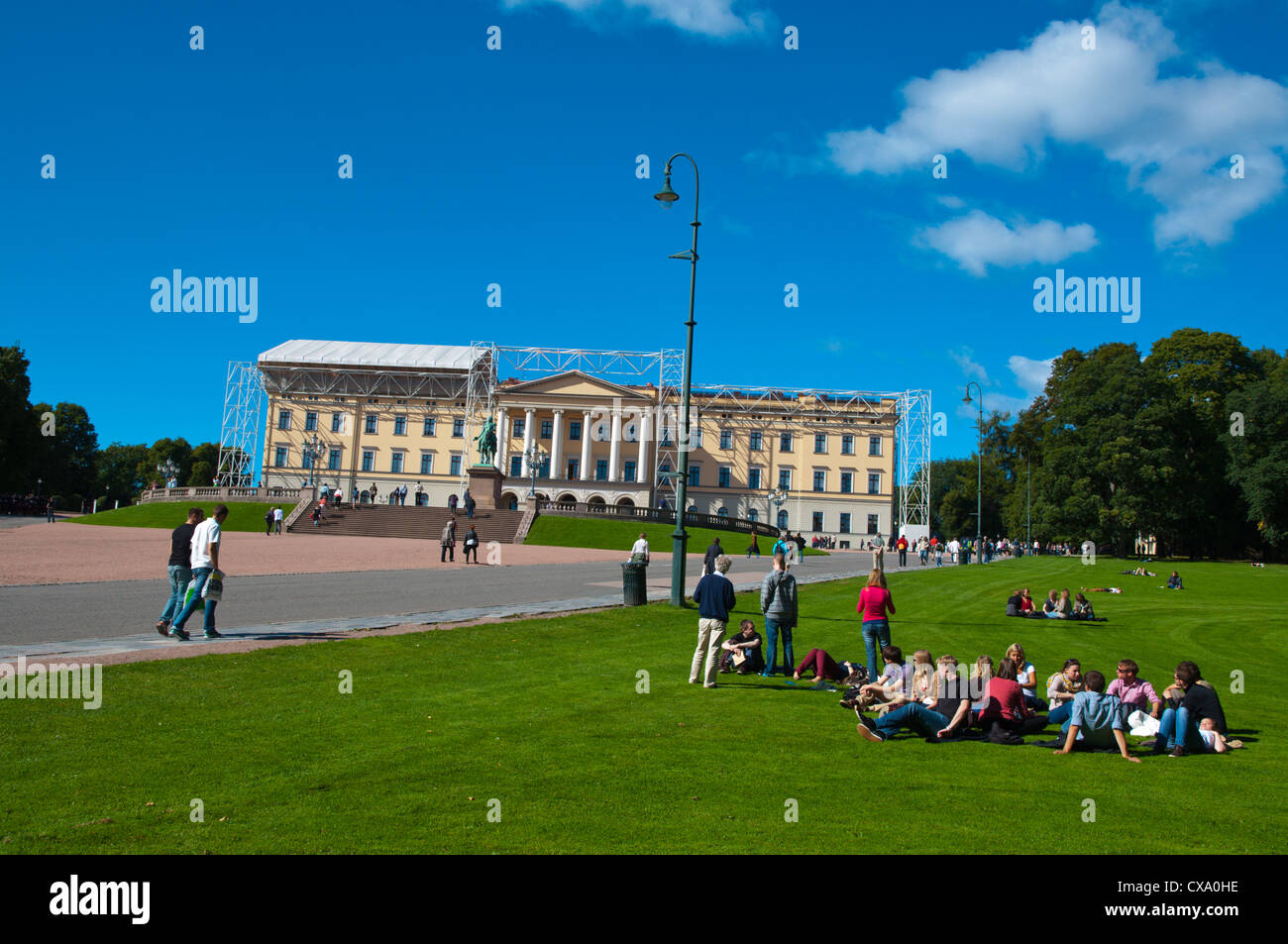 Slottsparken park Sentrum central Oslo Norway Europe Stock Photo - Alamy