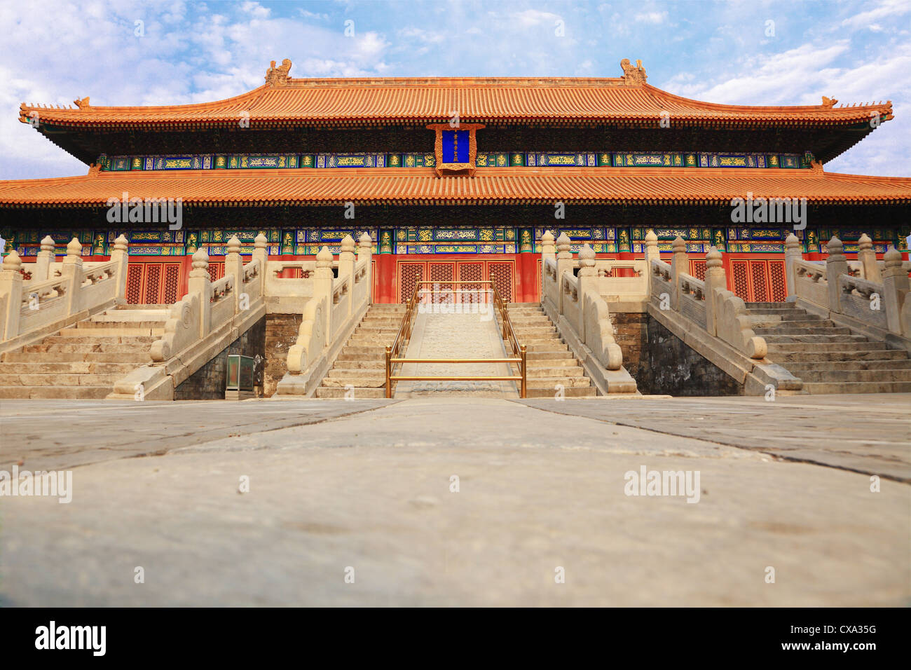 Ancient Chinese palace Stock Photo - Alamy