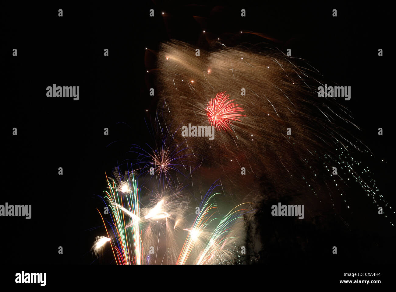 Star bust fireworks Stock Photo - Alamy