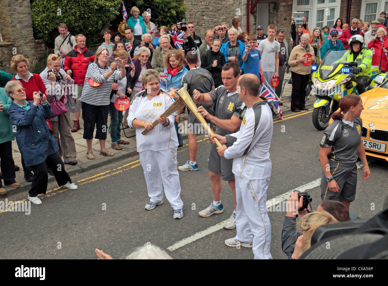 Handover hi-res stock photography and images - Alamy