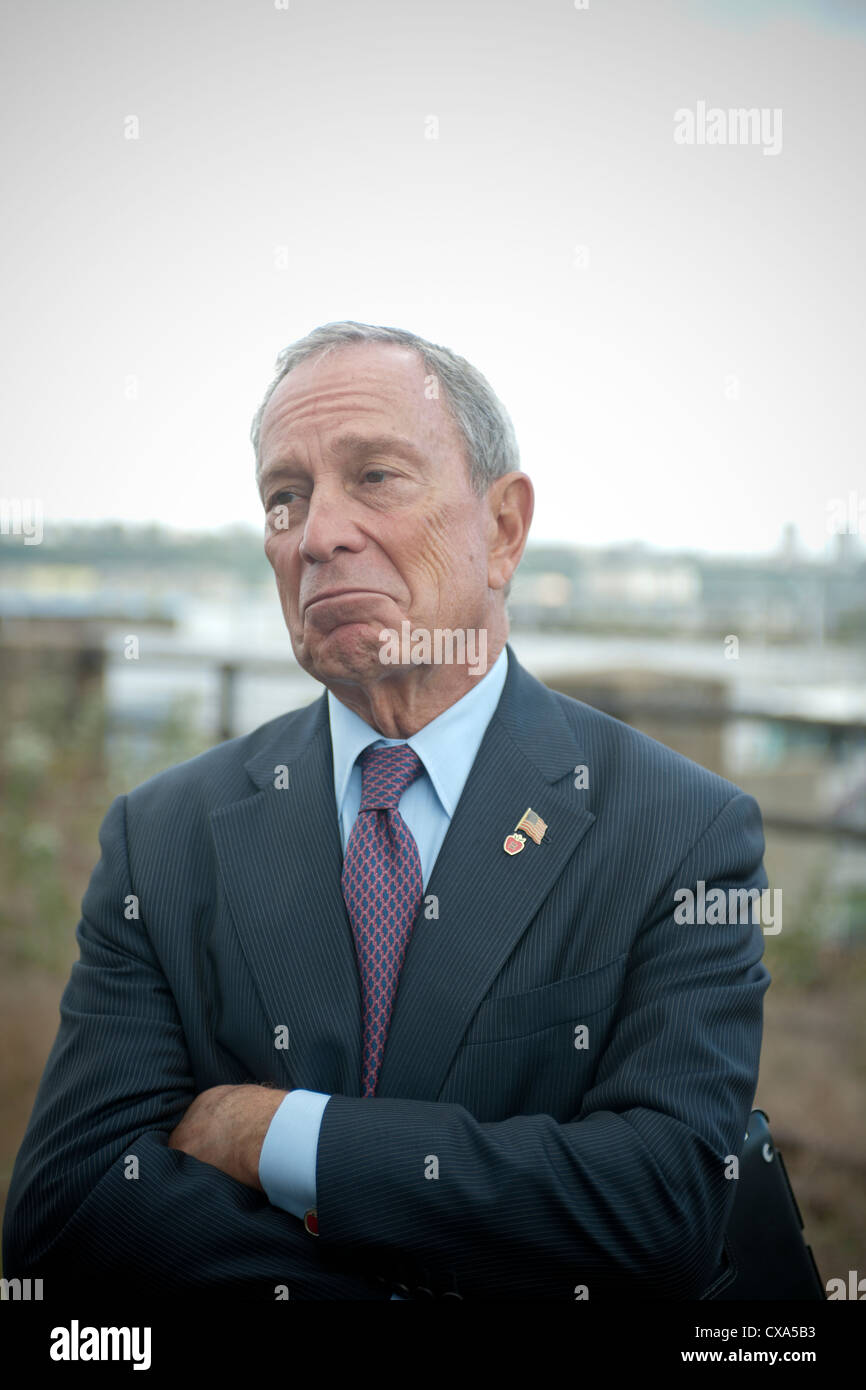 NY Mayor Mike Bloomberg at the groundbreaking ceremony for the third ...