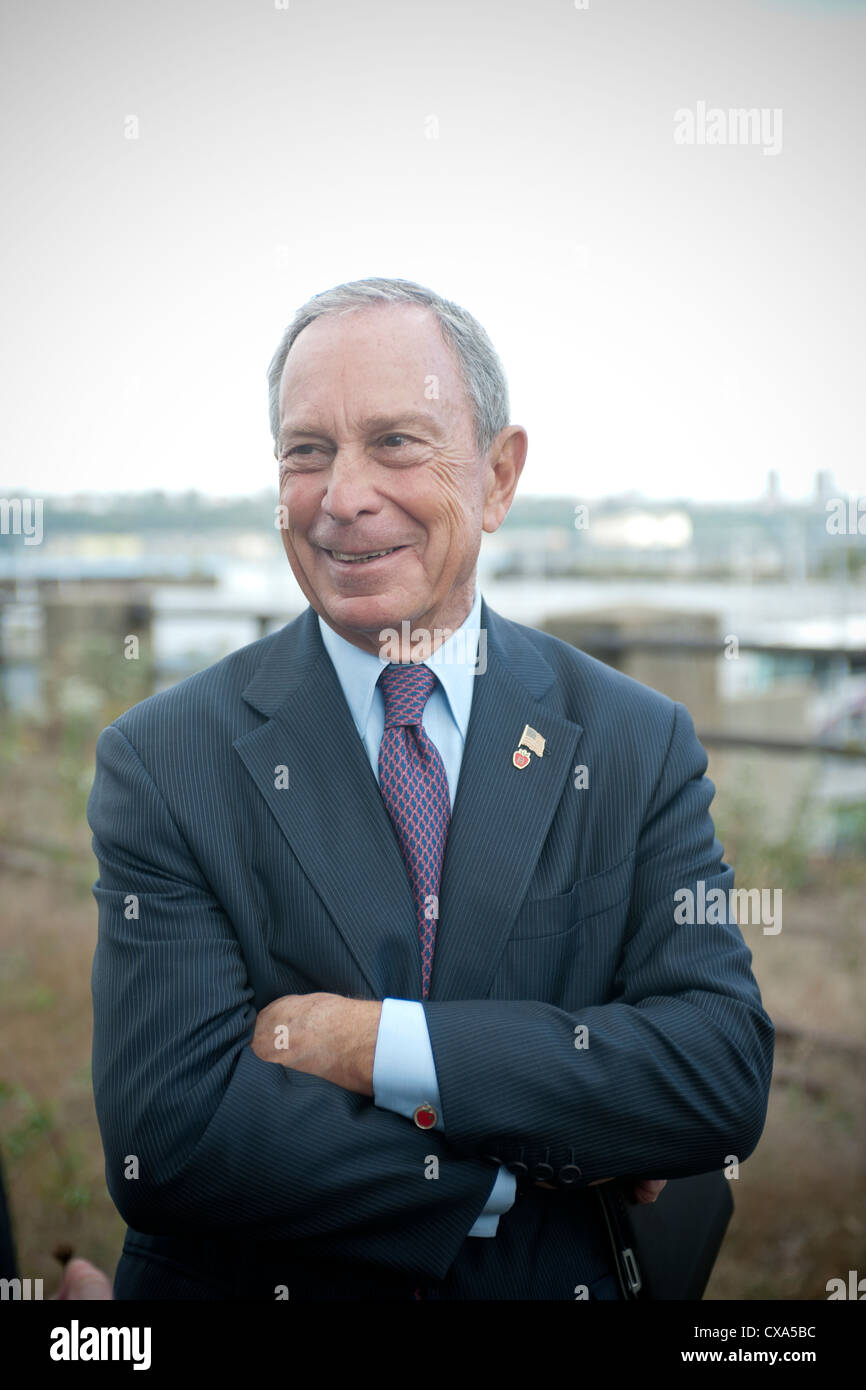 NY Mayor Mike Bloomberg at the groundbreaking ceremony for the third ...