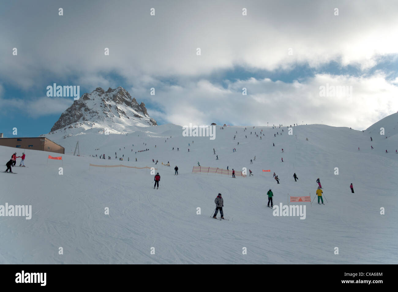 A ski slope in the French Ski resort of Tignes, France Stock Photo - Alamy