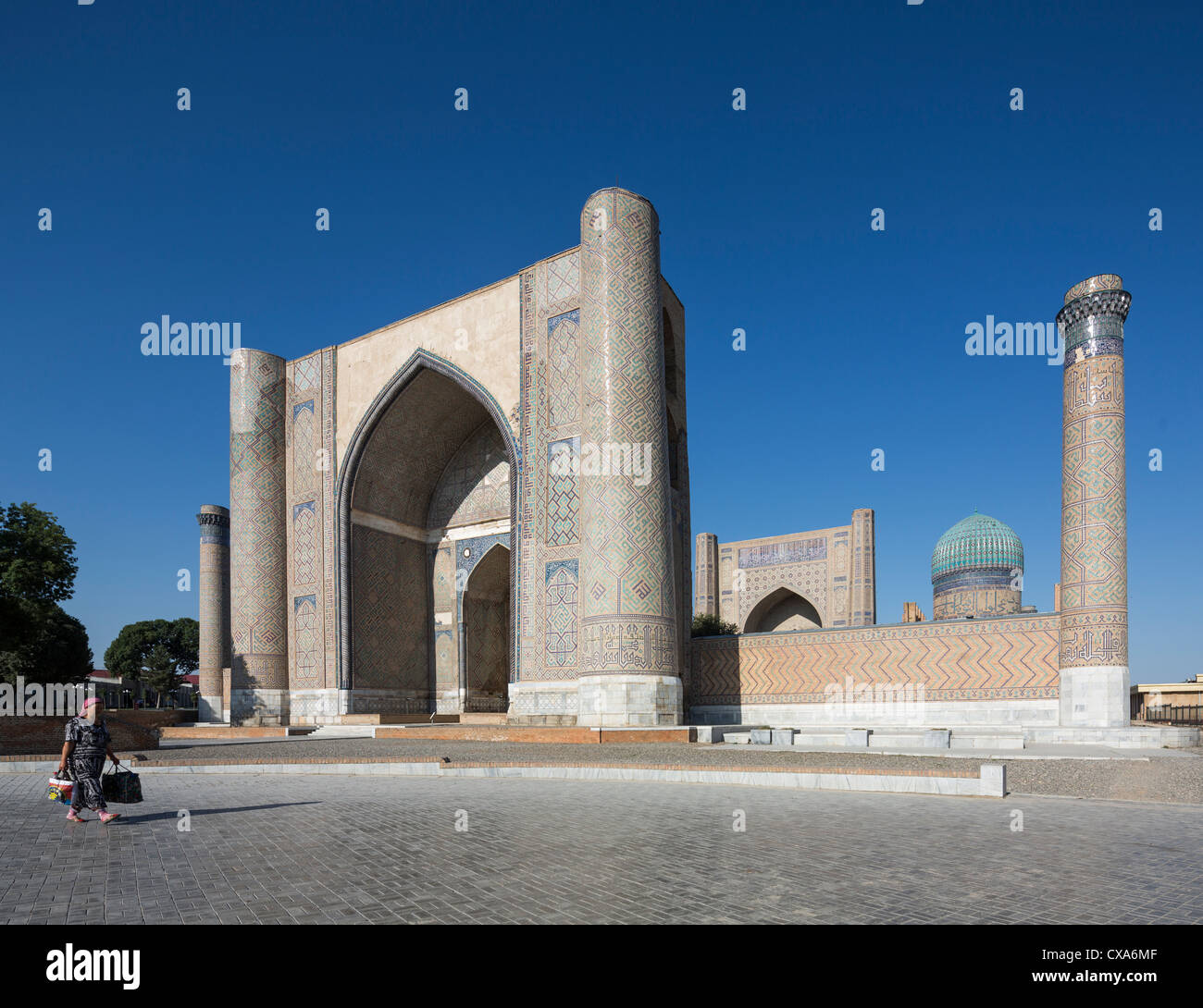 Samarkand uzbekistan mosque hi-res stock photography and images - Alamy