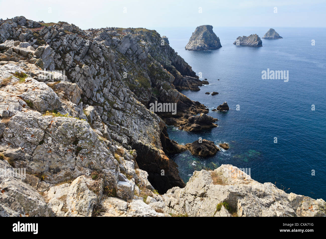 Pointe de Penhir and Les Tas de Pois, Crozon Peninsula, Finistère, Brittany, France Stock Photo ...