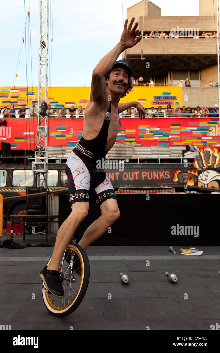 Uk mario queen of the circus hi-res stock photography and images - Alamy