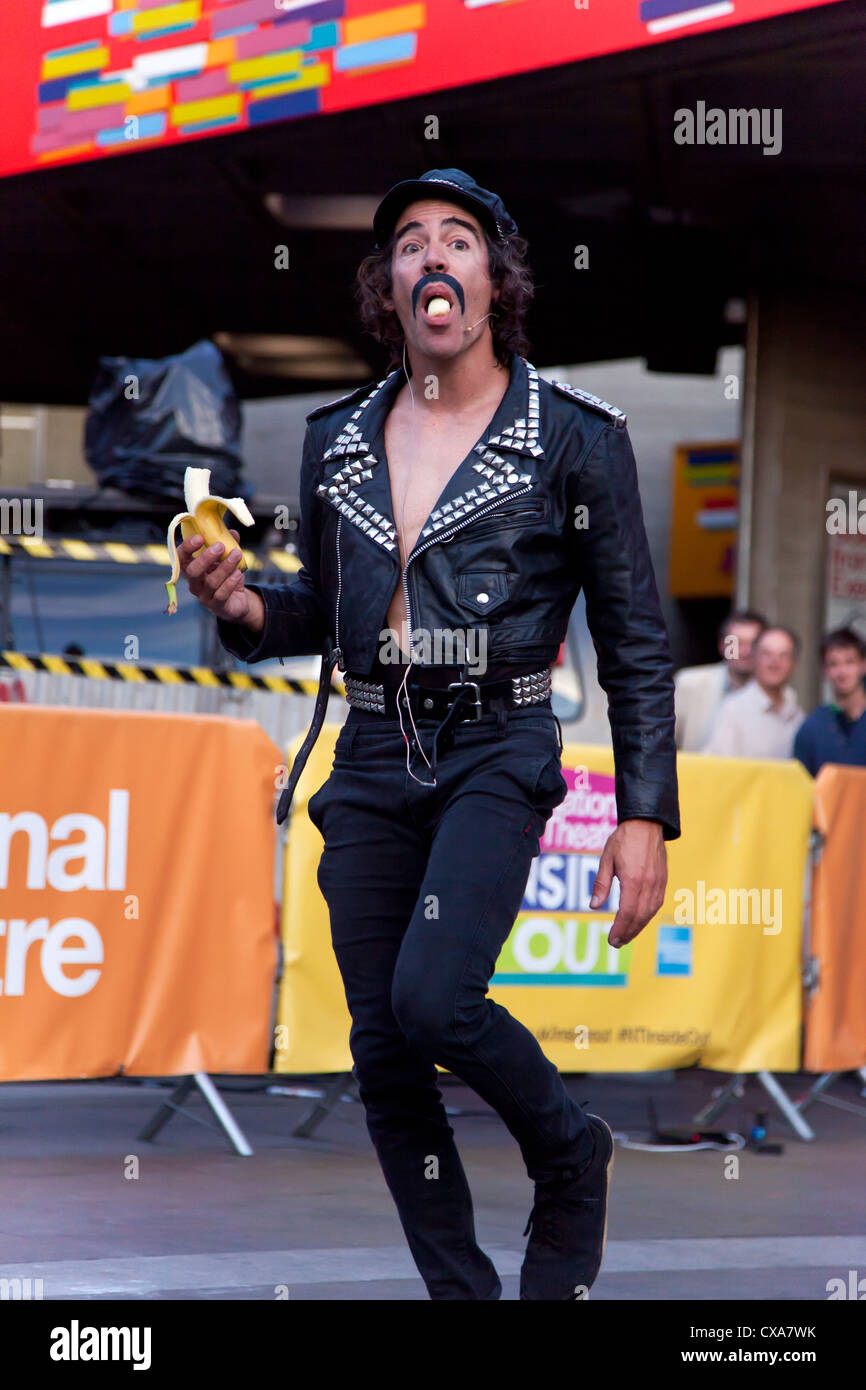 Uk mario queen of the circus hi-res stock photography and images - Alamy