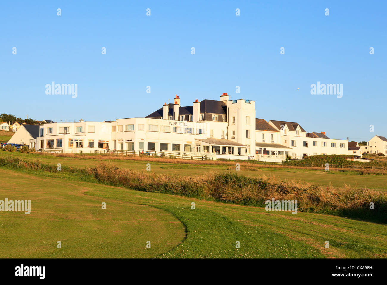 The Cliff Hotel At Gwbert Stock Photo - Alamy