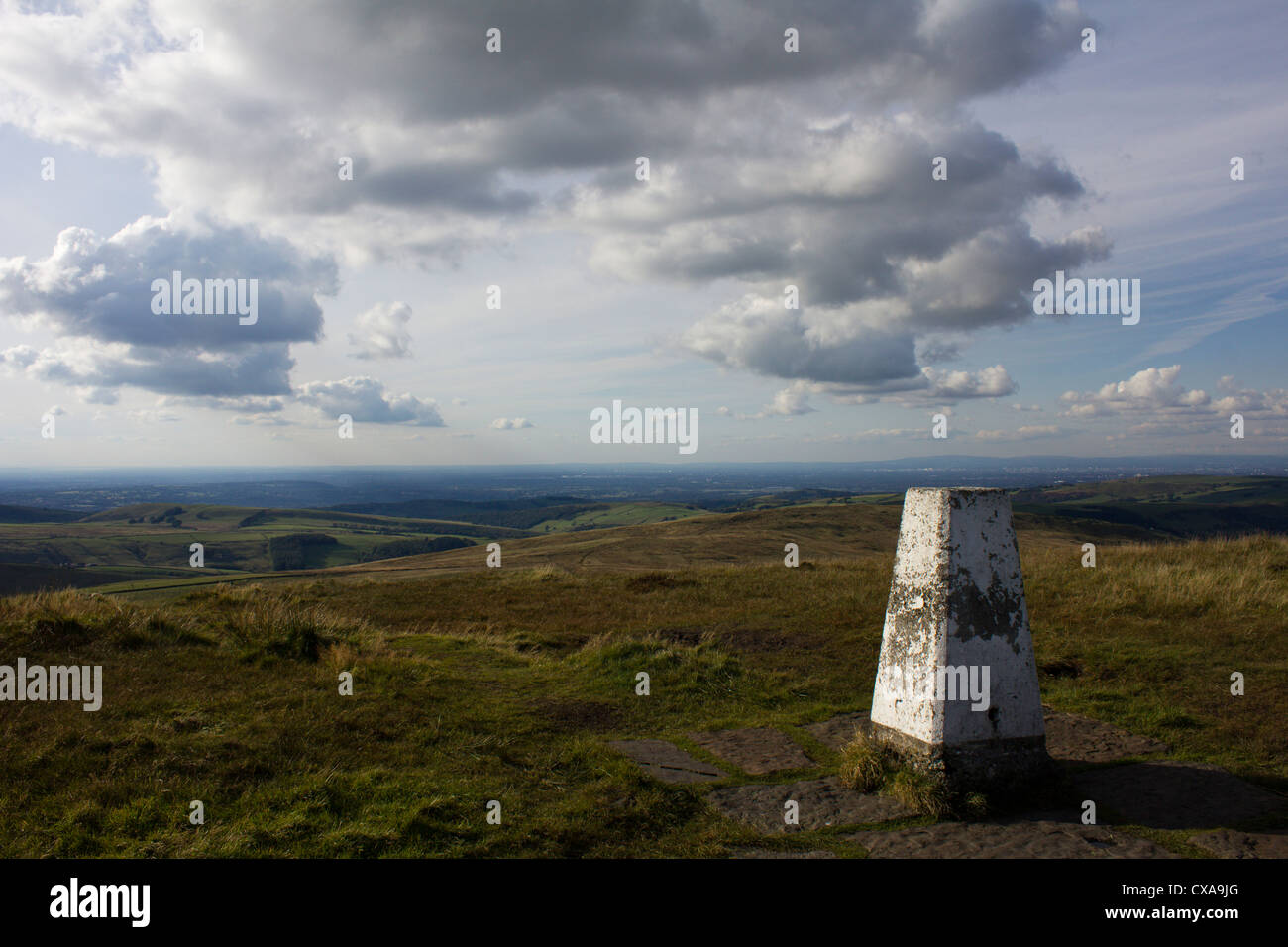 walk by shining tor peak district national park derbyshire england uk ...