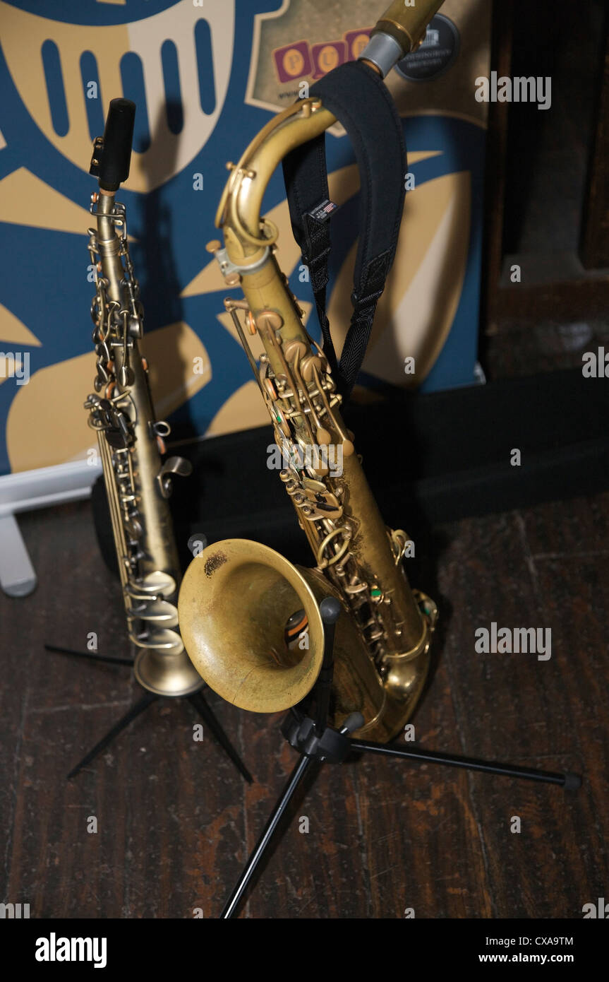 Jazz gig hi-res stock photography and images - Alamy