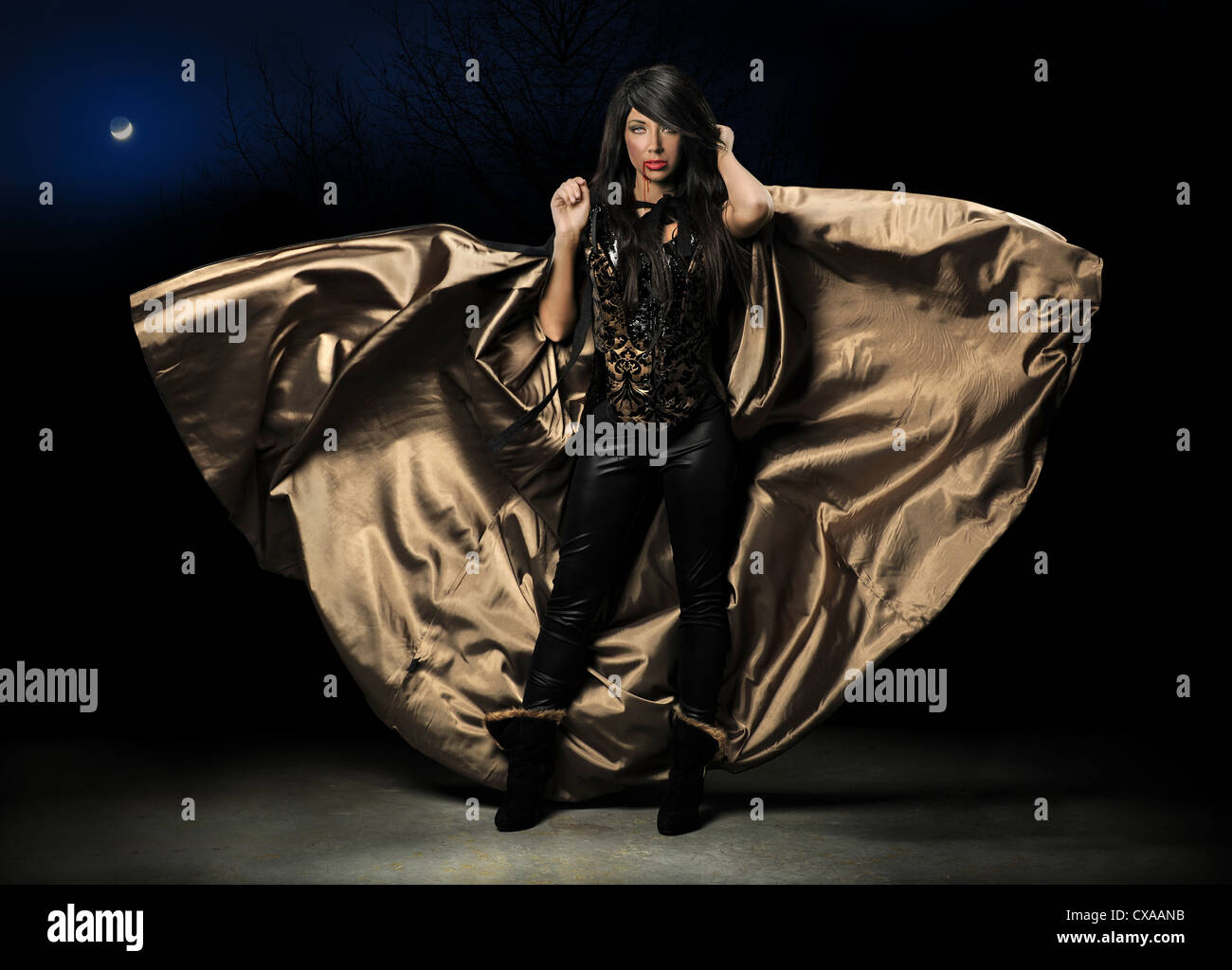 Female vampire hi-res stock photography and images - Alamy