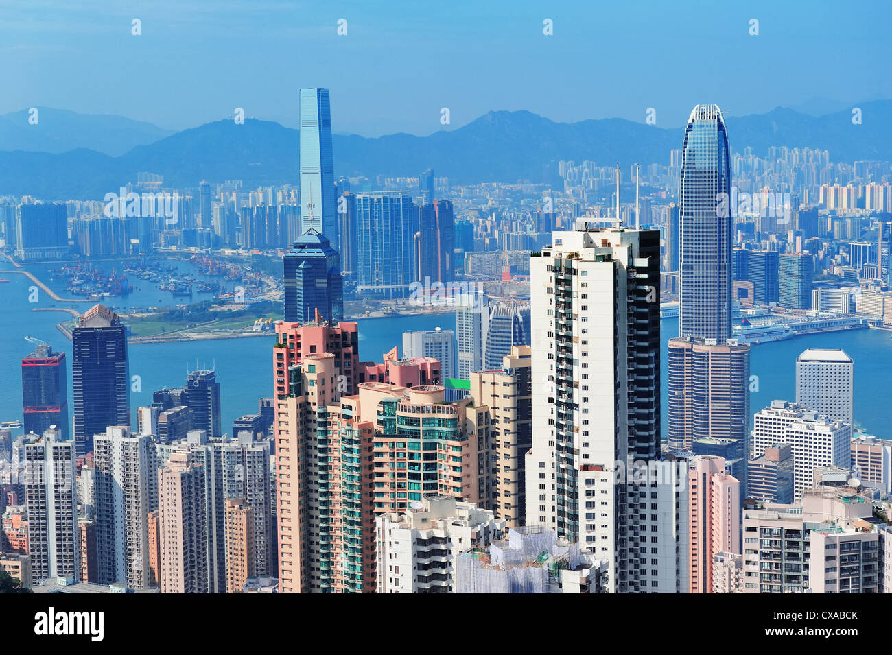 Aerial panorama hong kong downtown hi-res stock photography and images ...
