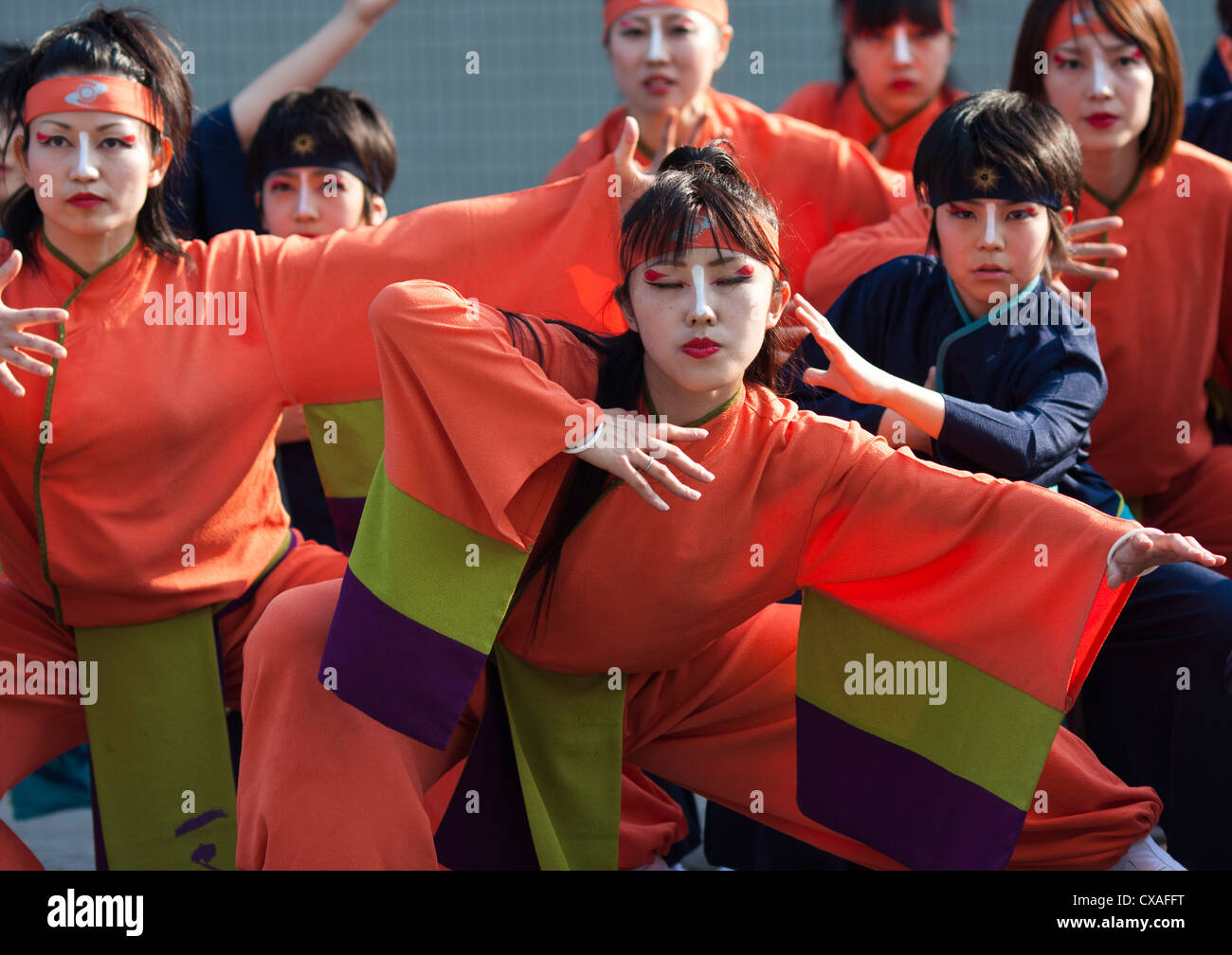 Japanese dancer performing traditional dance in Tokyo Stock Photo - Alamy