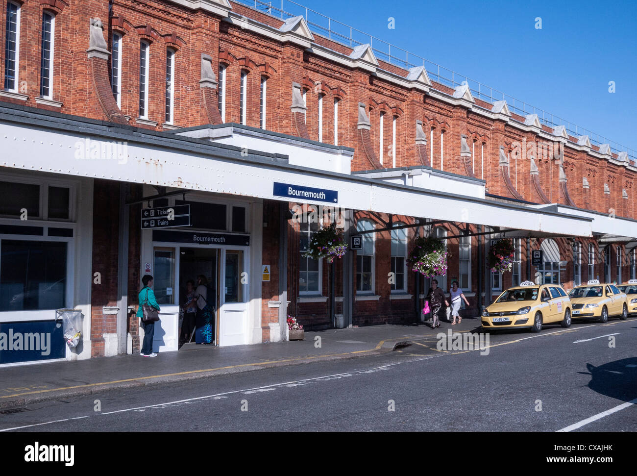 Bournemouth travel interchange hi-res stock photography and images - Alamy