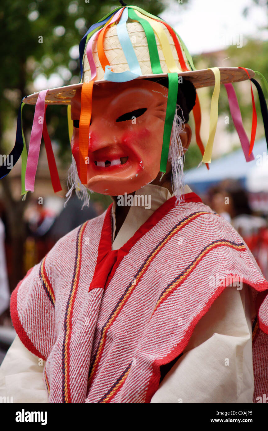 Exaggerated costume hi-res stock photography and images - Alamy