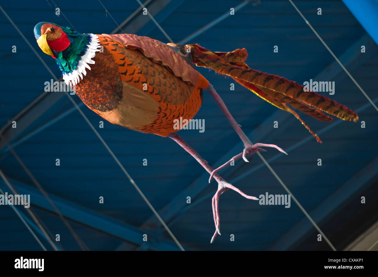 Hanging art installation hi-res stock photography and images - Alamy