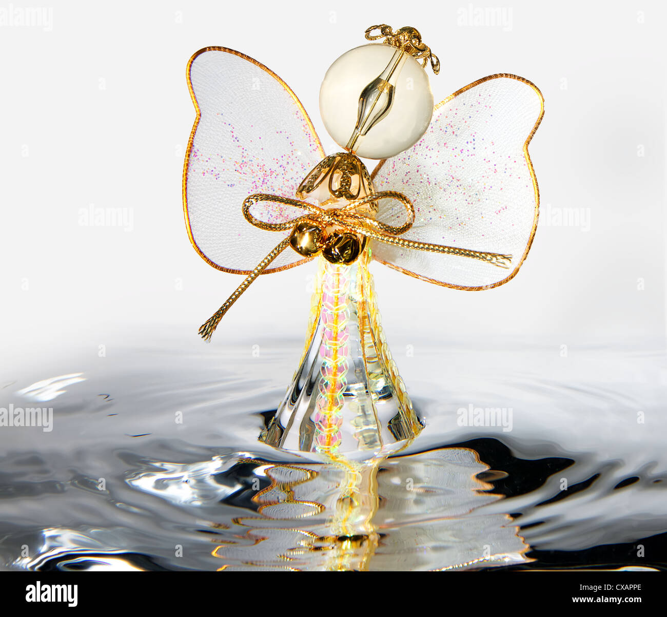 Christmas angel cartoon hi-res stock photography and images - Alamy