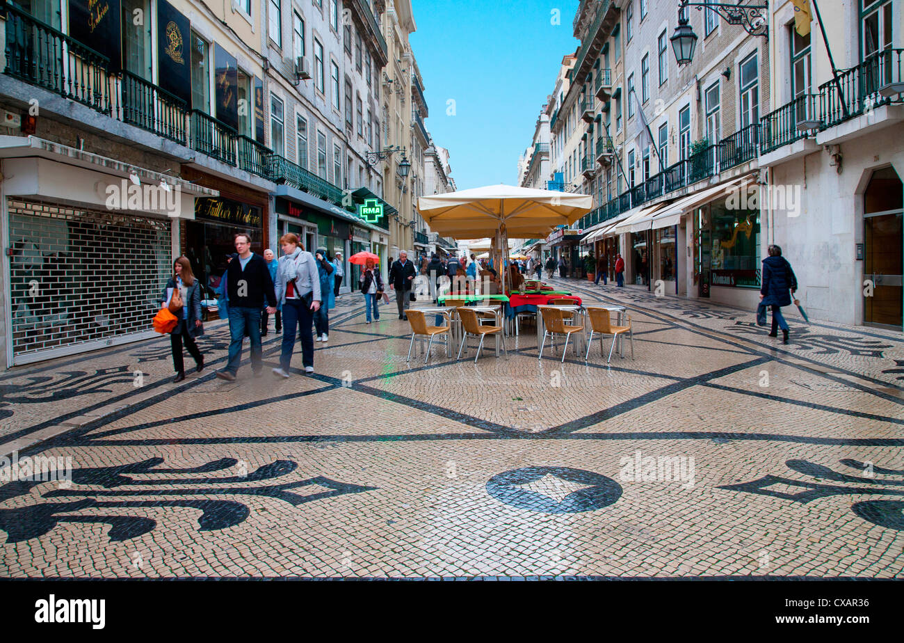 Lisbon shopping street hi-res stock photography and images - Alamy