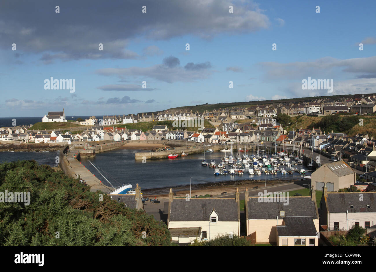 Findochty harbour hi-res stock photography and images - Alamy