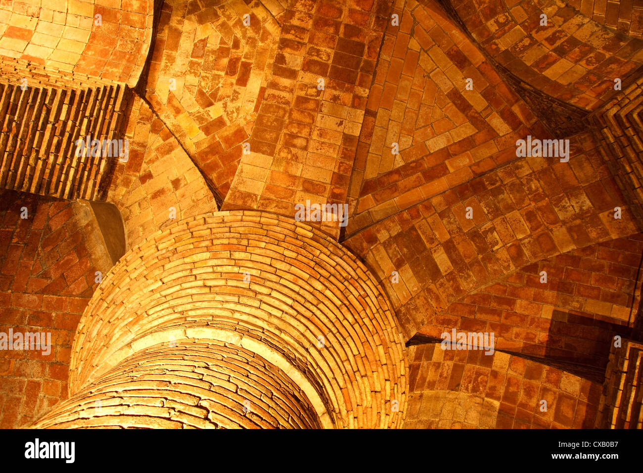 Column brick hi-res stock photography and images - Alamy