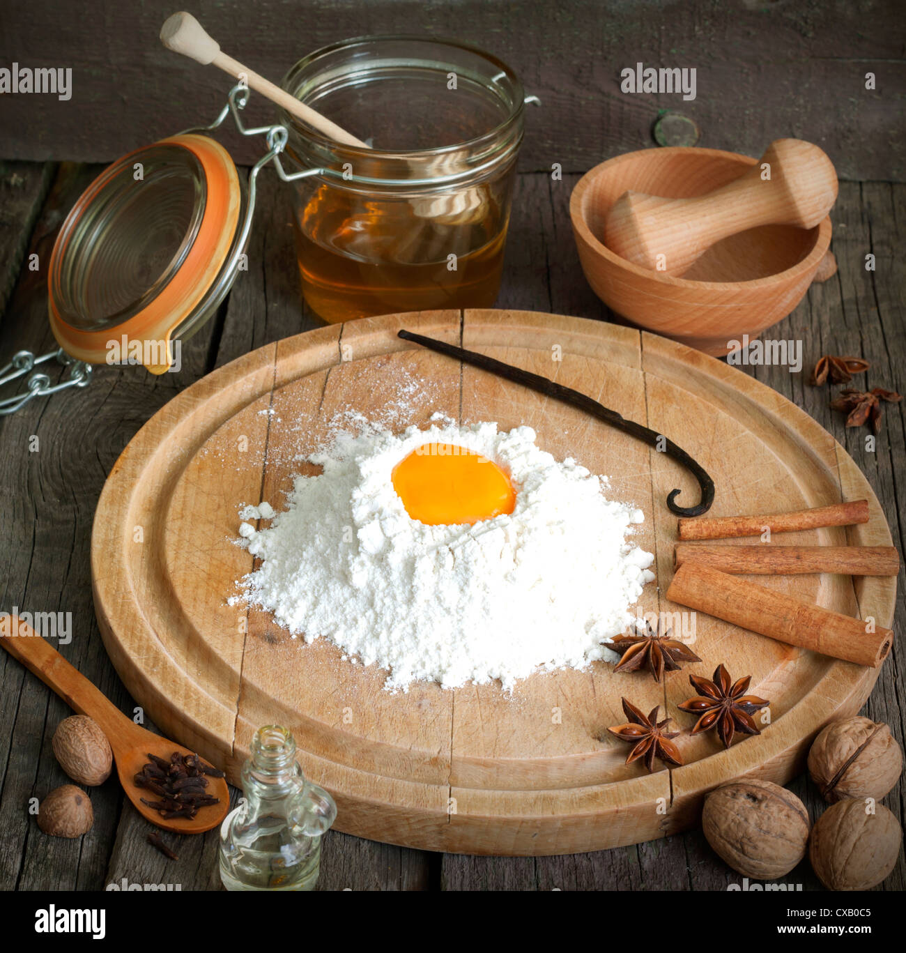 Baking and components with exotic aromatic spices Stock Photo - Alamy