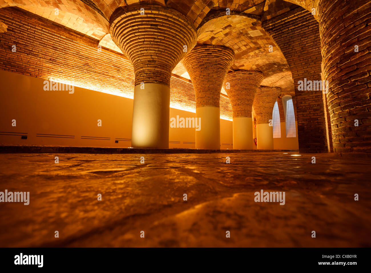 Brick arches pattern hi-res stock photography and images - Alamy