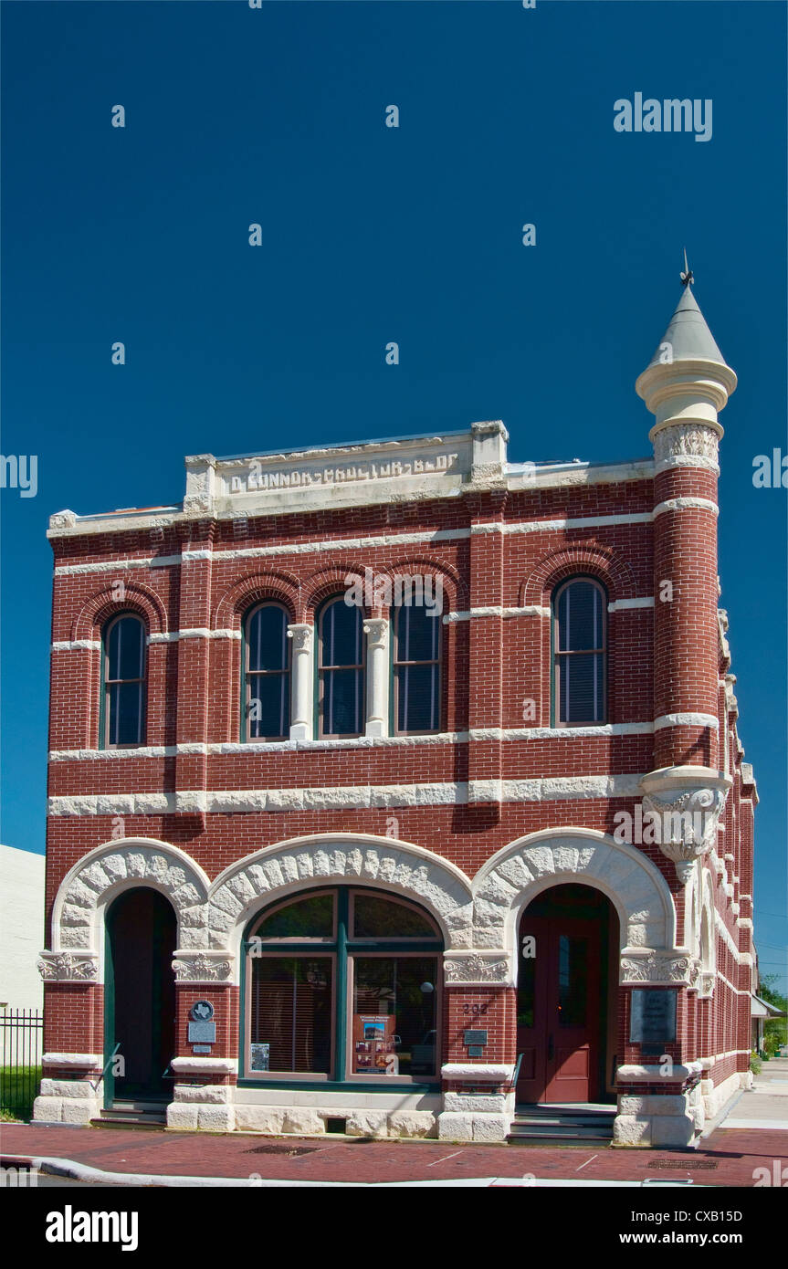 O'Connor Proctor Building, Romanesque Revival style (1895) near De Leon ...