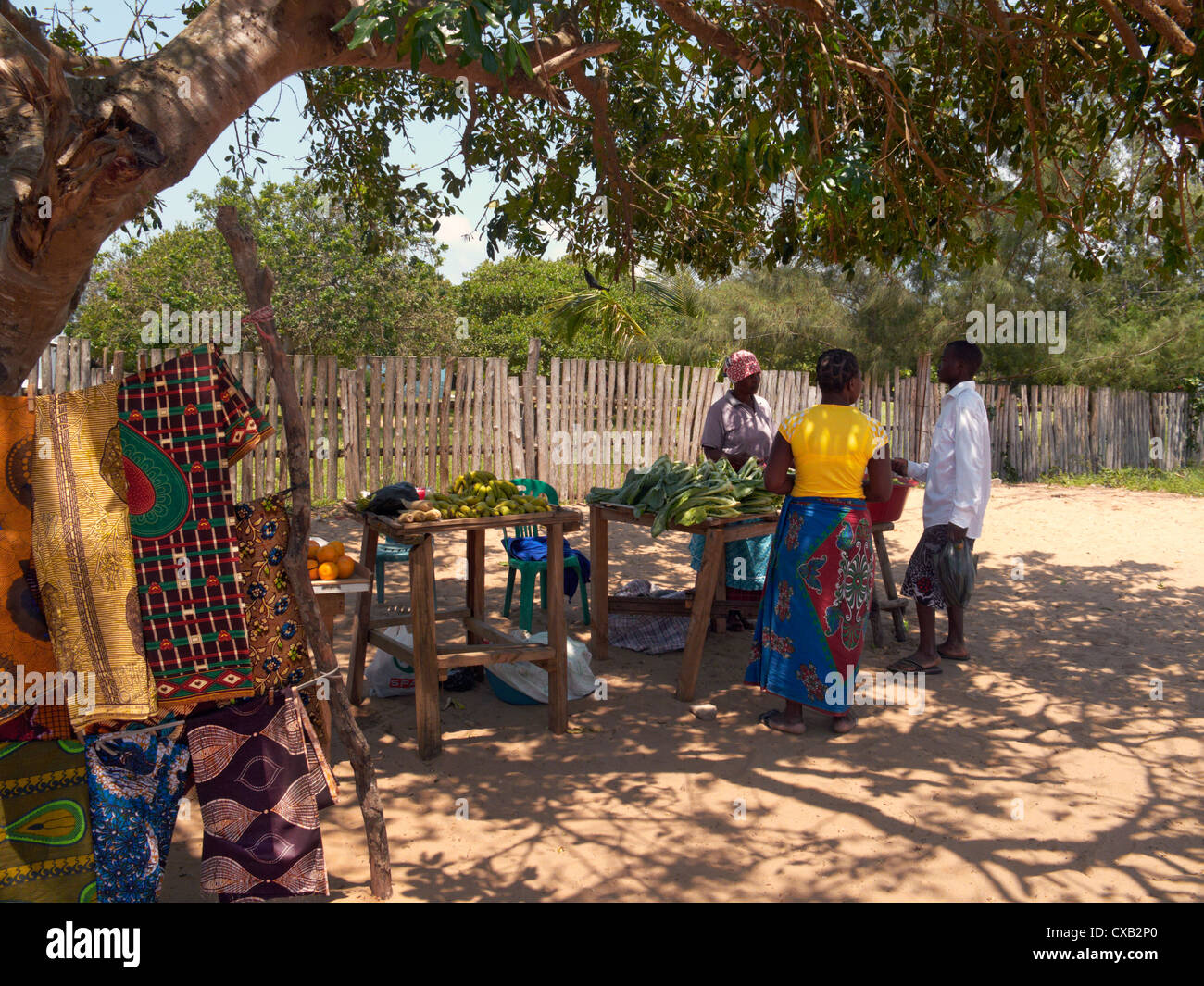 Mozambique fruit and vegetables hi-res stock photography and images - Alamy