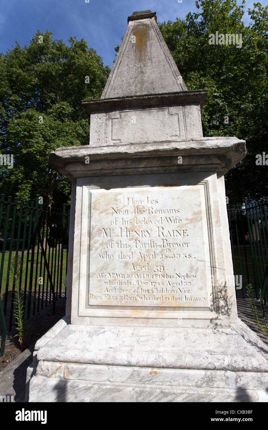 Raine hi-res stock photography and images - Alamy