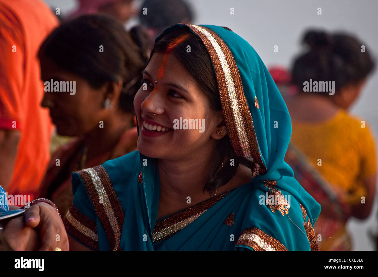 Hindu woman at the chhath festival hi-res stock photography and images ...