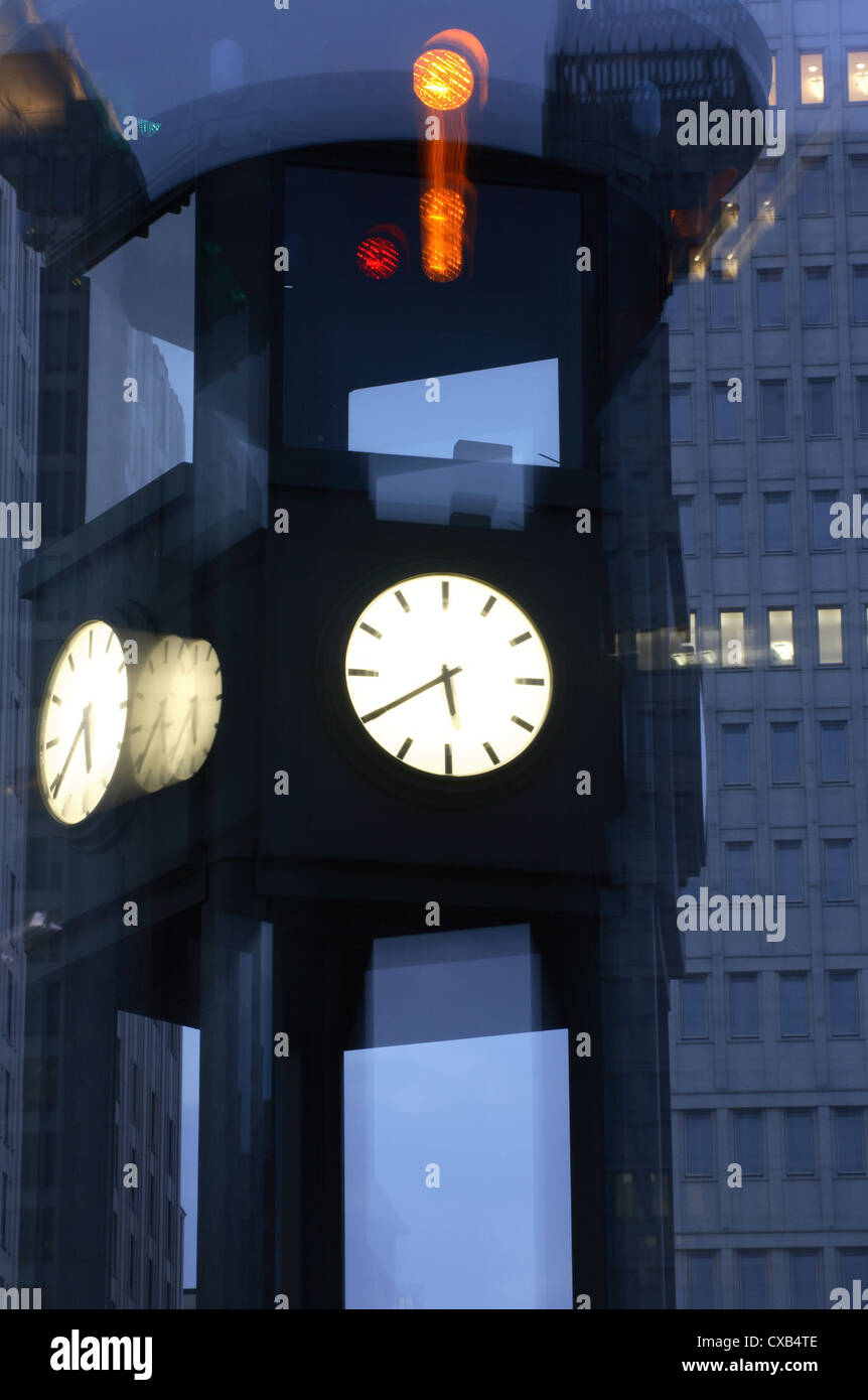Radiant Clock and office building Stock Photo - Alamy
