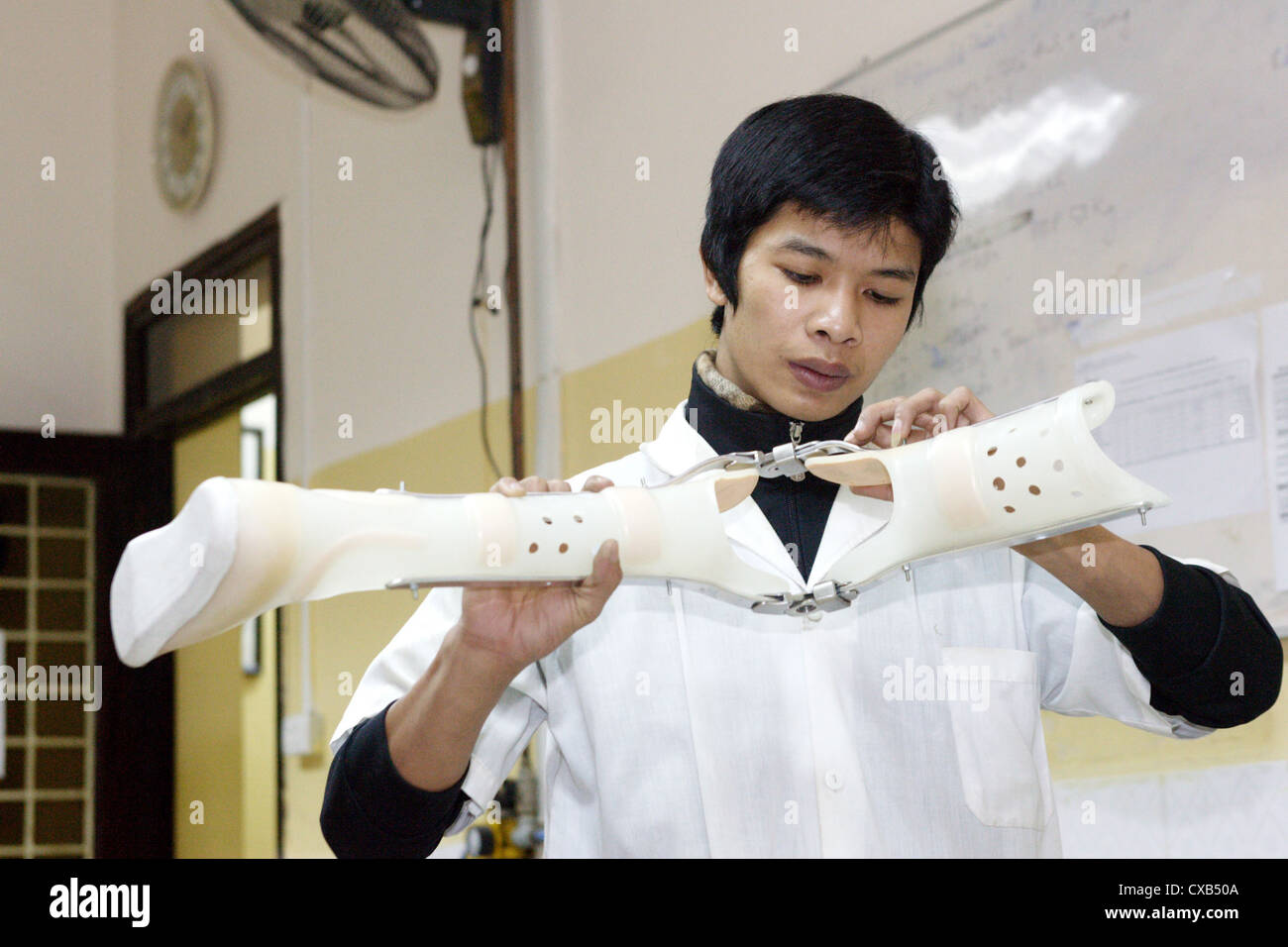 Vietnam orthopedic training center vietcot hi-res stock photography and ...