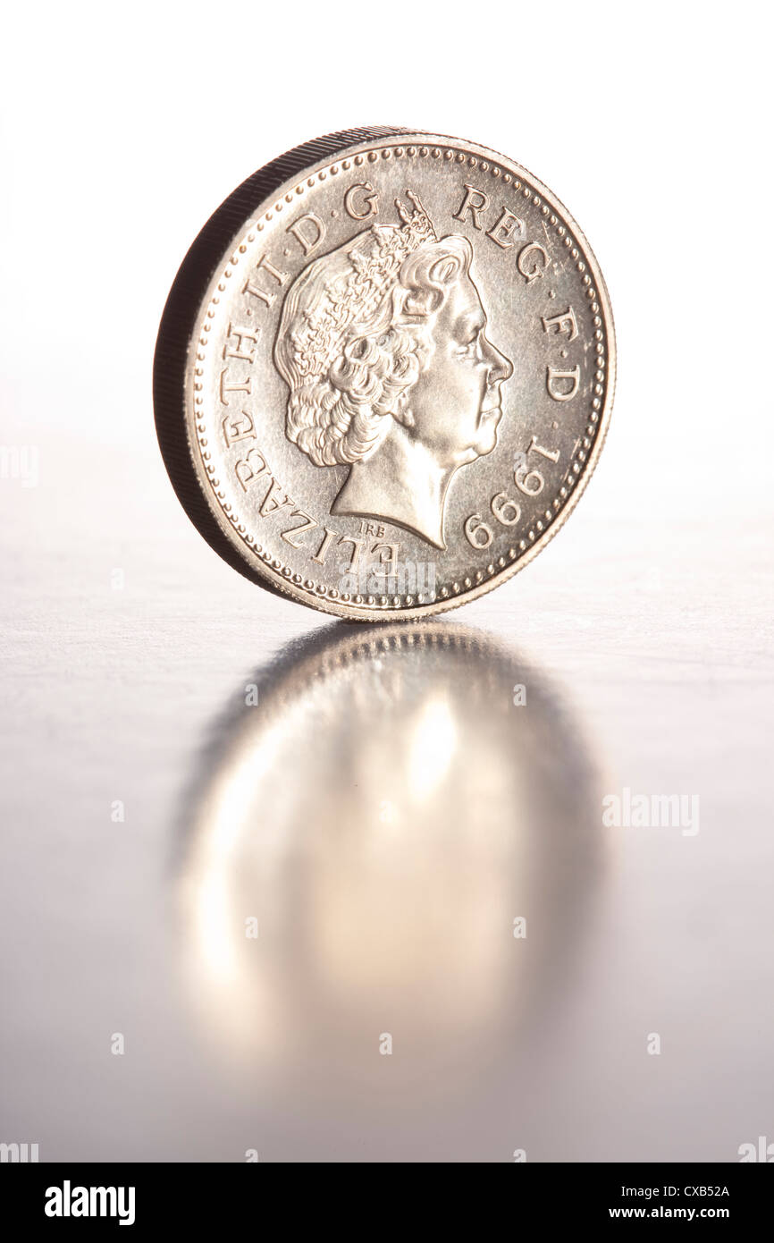 Queens Head Coin Stock Photos & Queens Head Coin Stock Images - Alamy