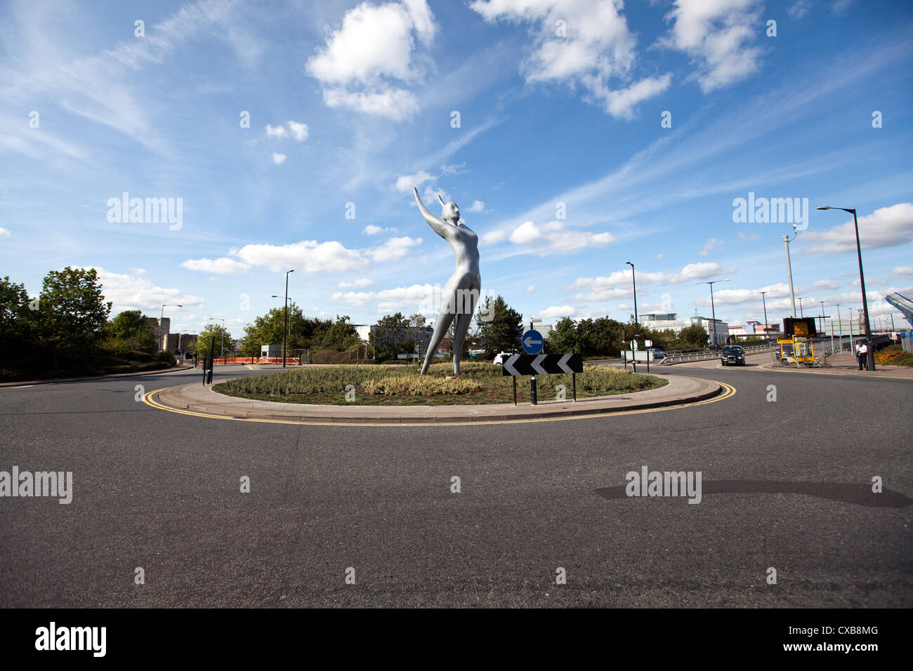 Athena a 12 meter bronze sculpture by Nasser Azam, Connaught Bridge ...