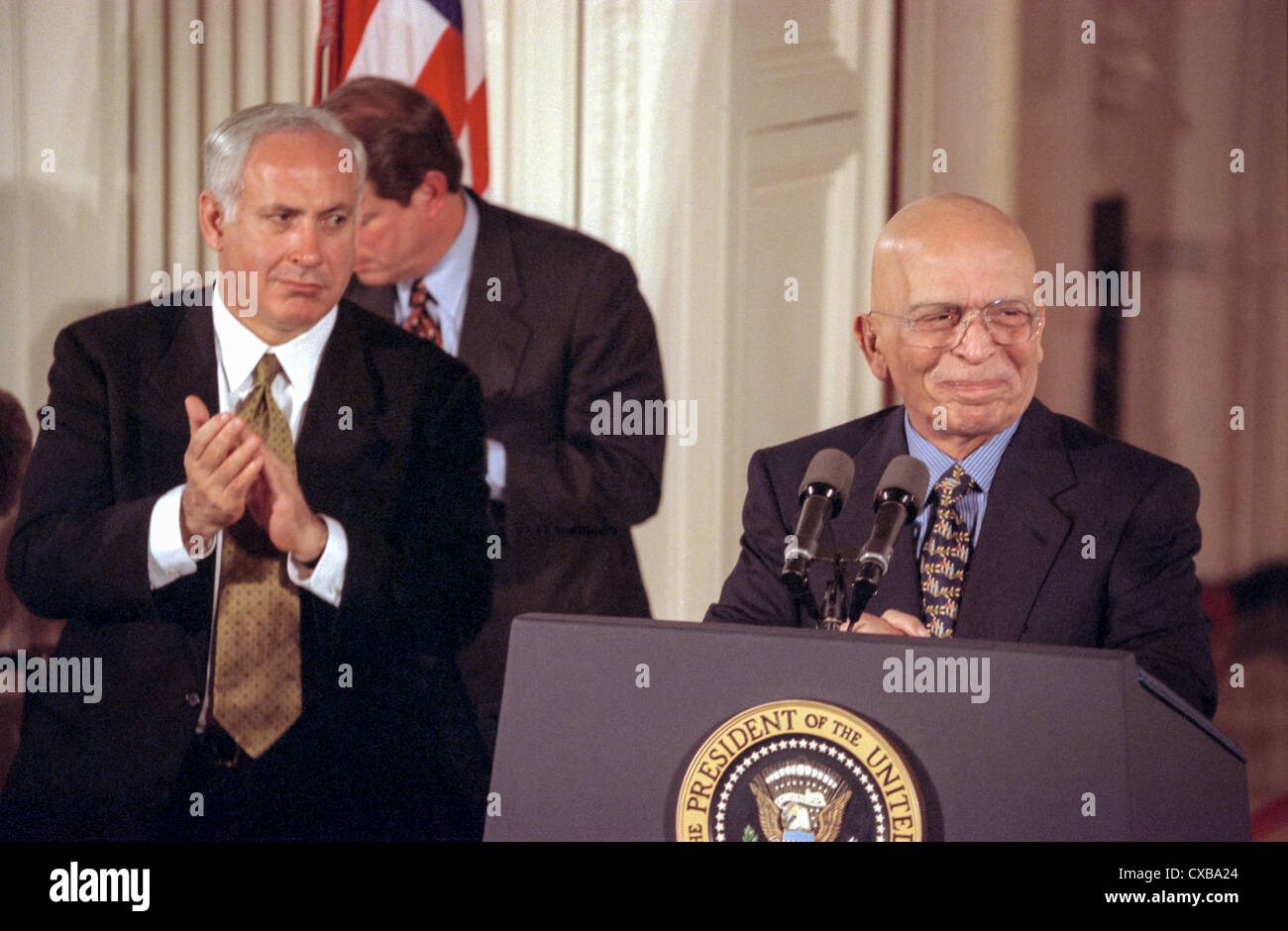 Israel Prime Minister Benjamin Netanyahu applauds King Hussein of ...